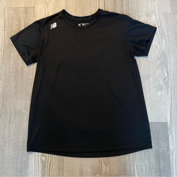 New Balance | Tops | New Balance Tee | Poshmark